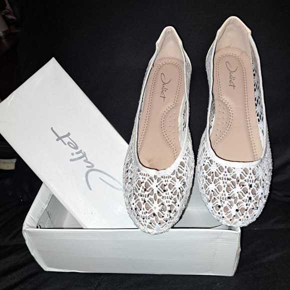 Juliet | Shoes | New Juliet Ballerina Flats With Floral Eyelets Us 775 ...